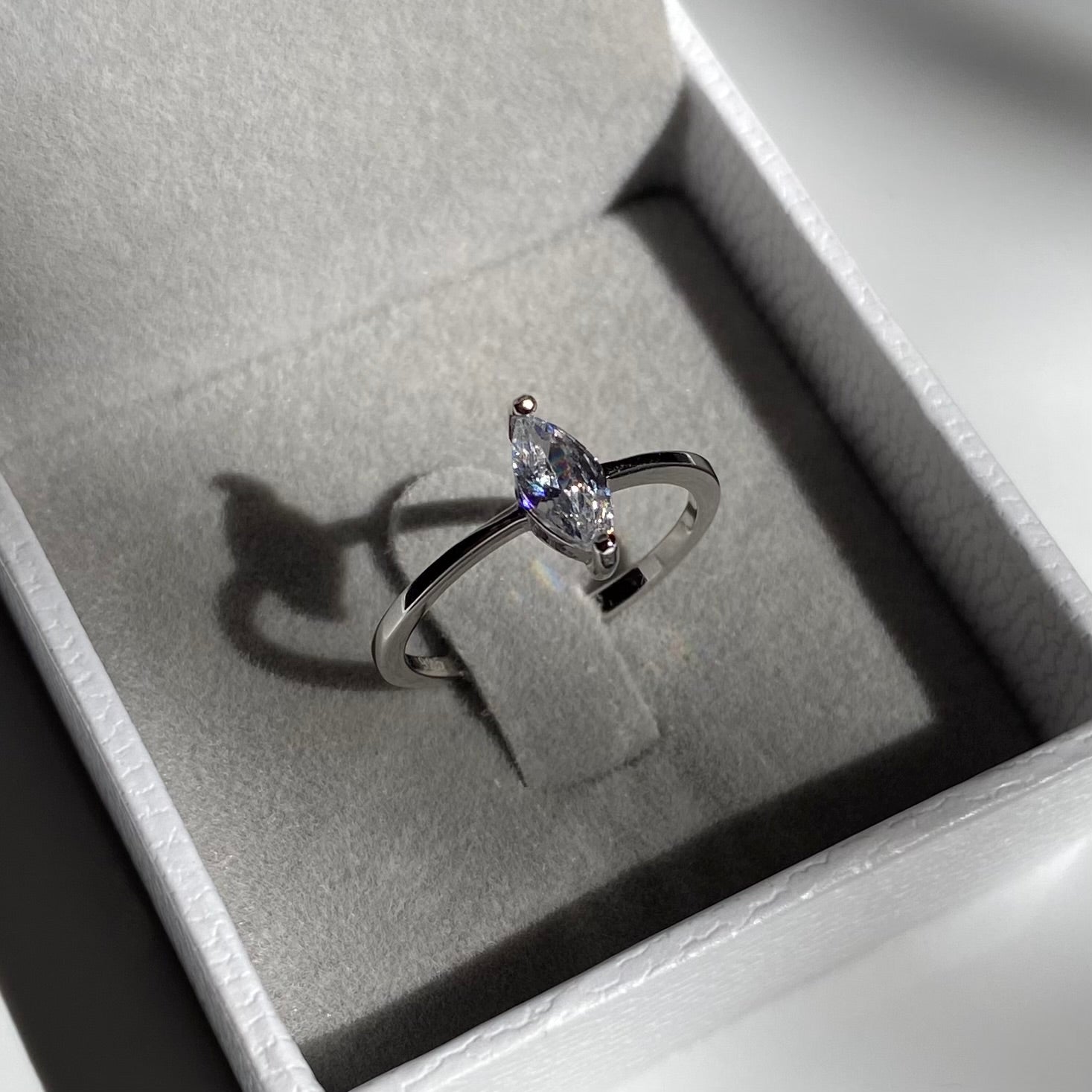 Elysian Ring – VYLAR